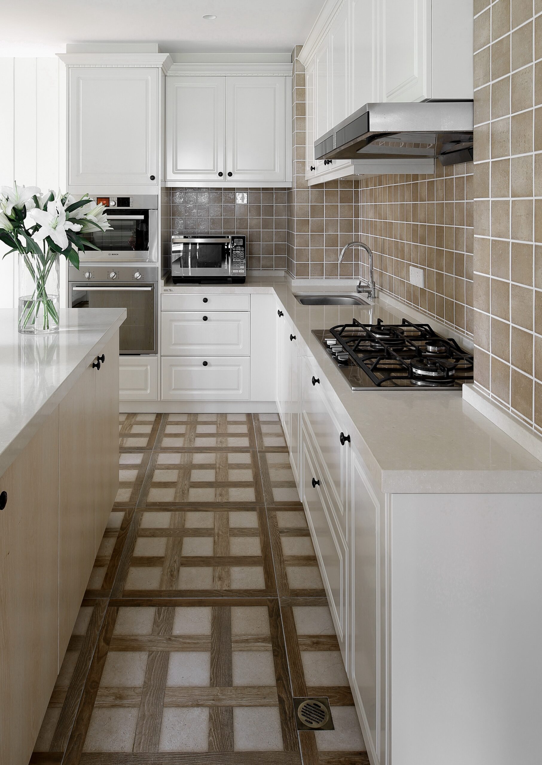 Kitchen Tile Installation – Harold Pro Floors